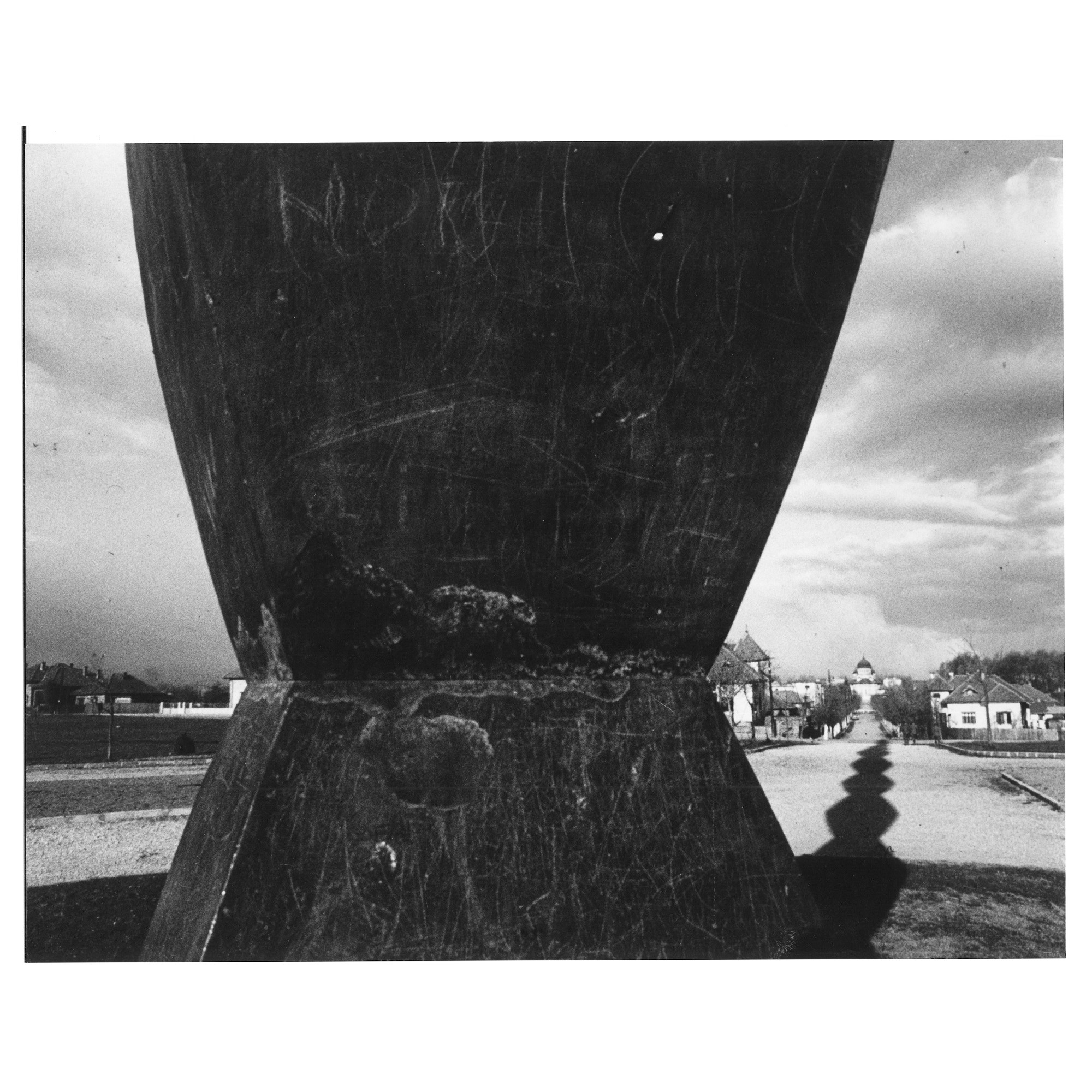 Lot 60, Karl Prantl - Constantin Brâncuși. The sculptures of Tîrgu Jiu ...